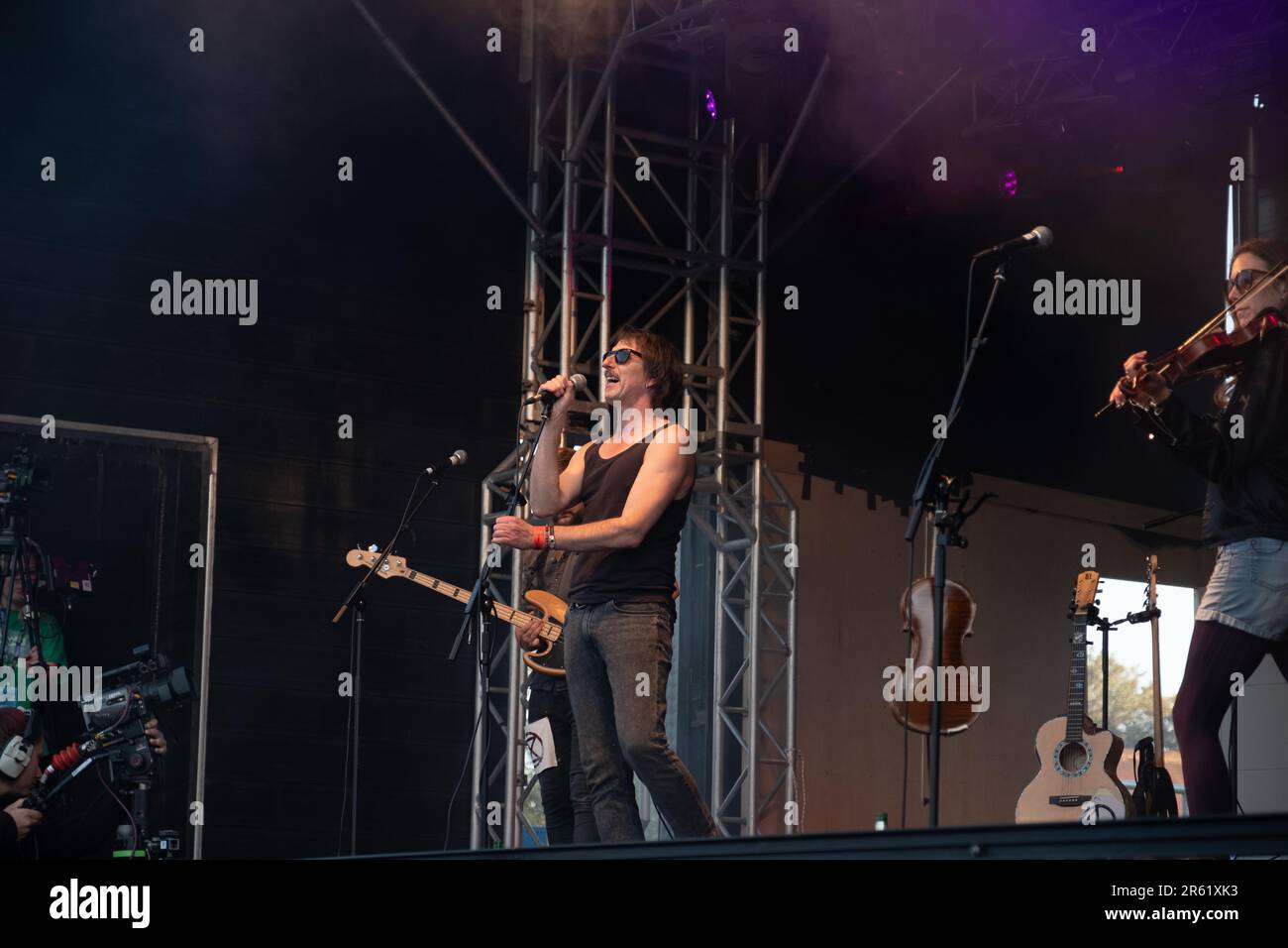 The Roving Crows perform on the Bob Wyatt Stage at Wallingford Bunkfest ...