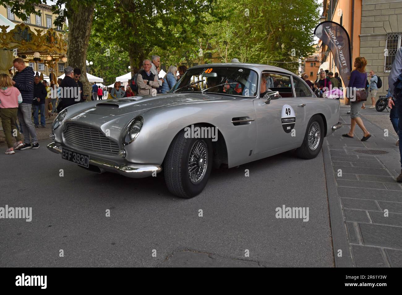 James bond classic sports car hi-res stock photography and images - Alamy
