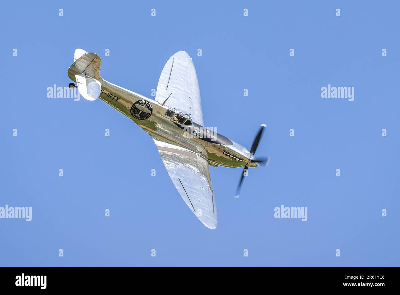 Silver Spitfire ‘ G-IRTY’ airborne at Shuttleworth Around the world ...