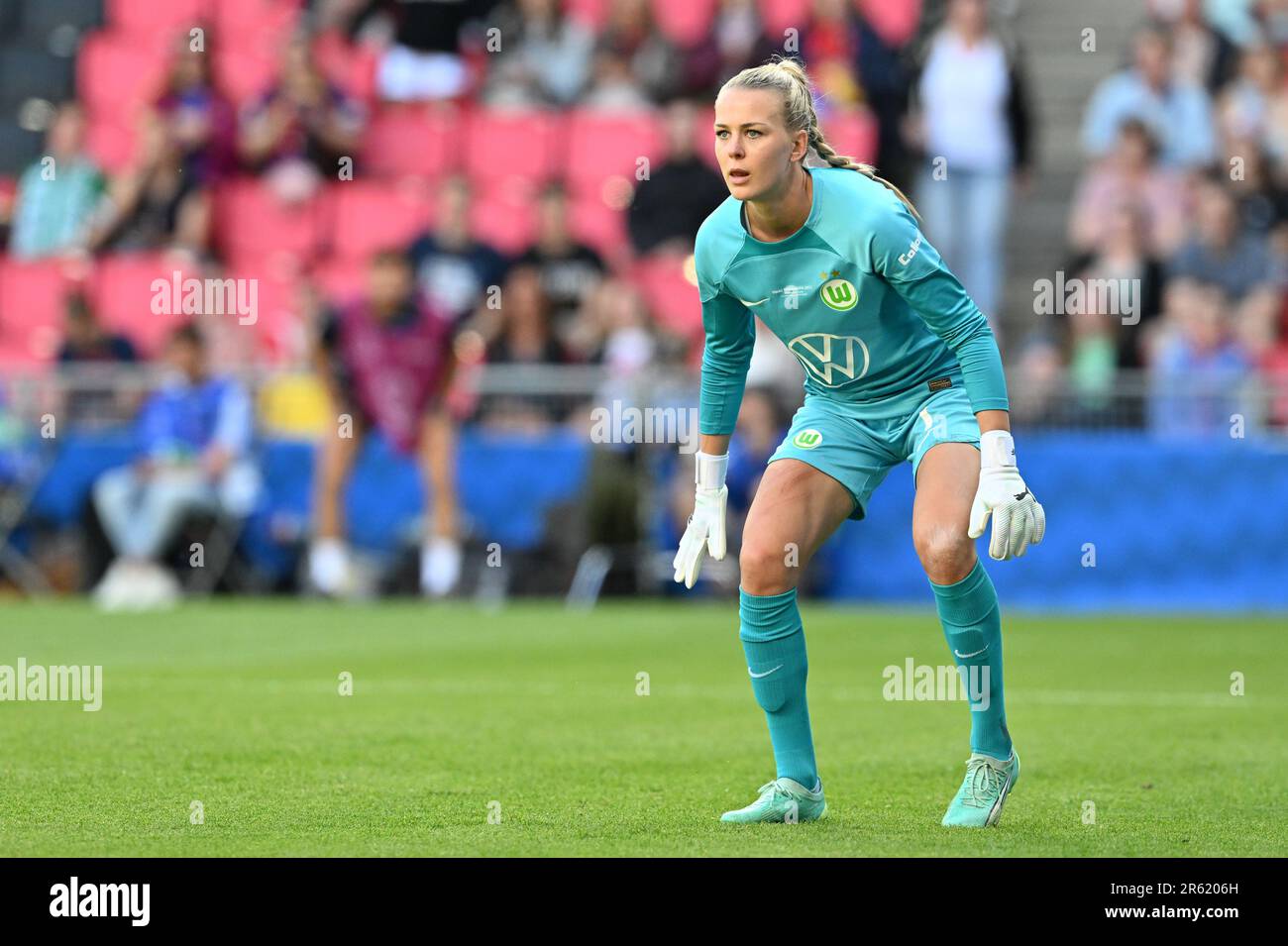 Eindhoven, The Netherlands. 03rd June, 2023. Goalkeeper Merle Frohms ...