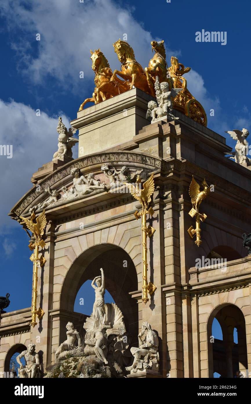 Cascada ornamental hi-res stock photography and images - Alamy