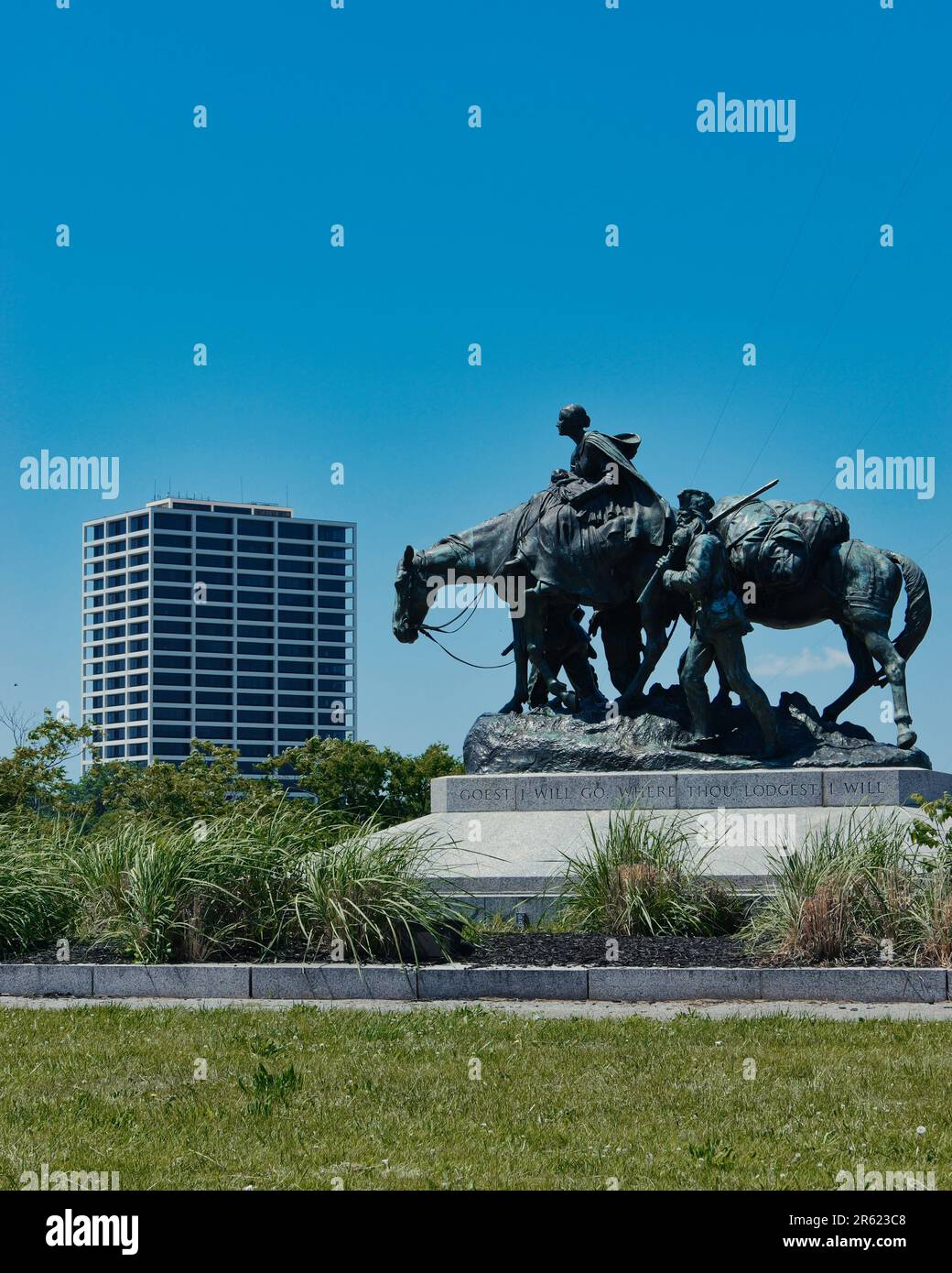 Kansas City, Missouri - June 3, 2023: Pioneer Mother Memorial at Penn ...
