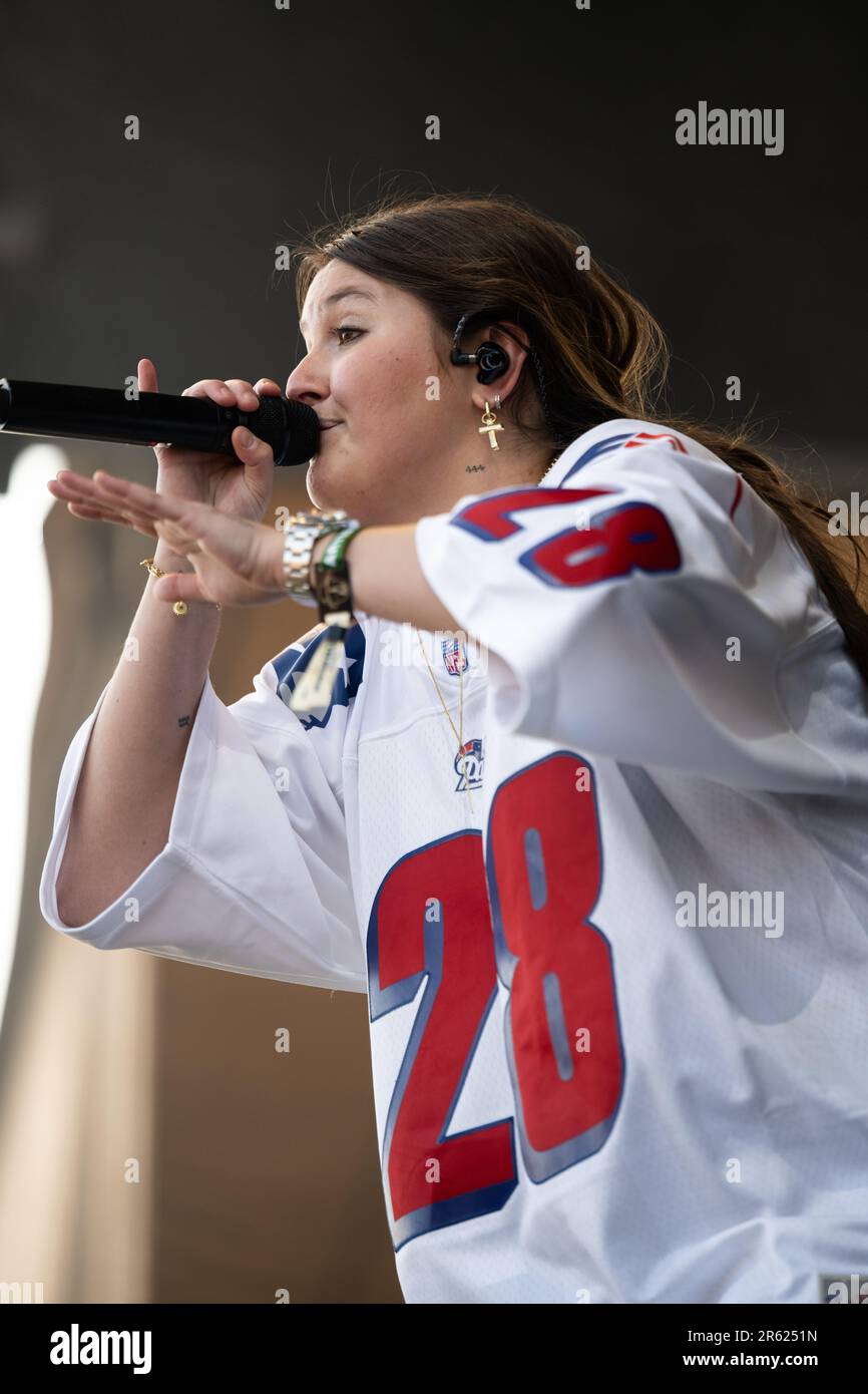 American singer, songwriter Chelsea Cutler performs at Boston Calling ...