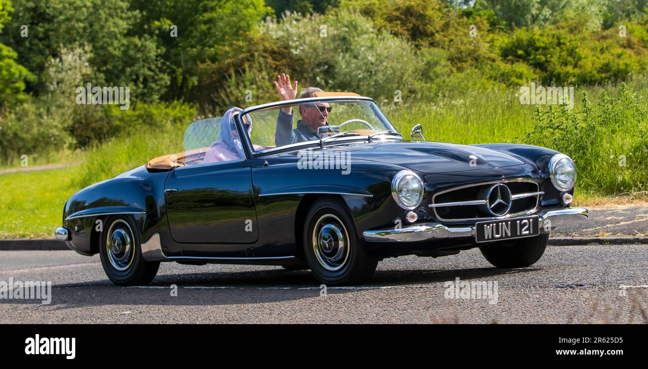 Stony Stratford,UK - June 4th 2023: 1961 open top MERCEDES BENZ 190SL ...