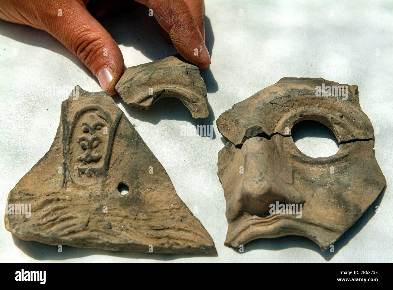 Porto di napoli antico hi-res stock photography and images - Alamy