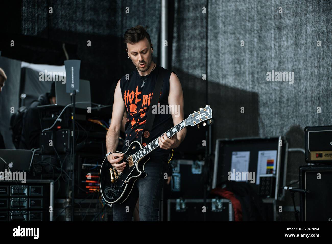 LØLØ AKA LOLO performs live at slam dunk festival north Leeds uk, 28th ...