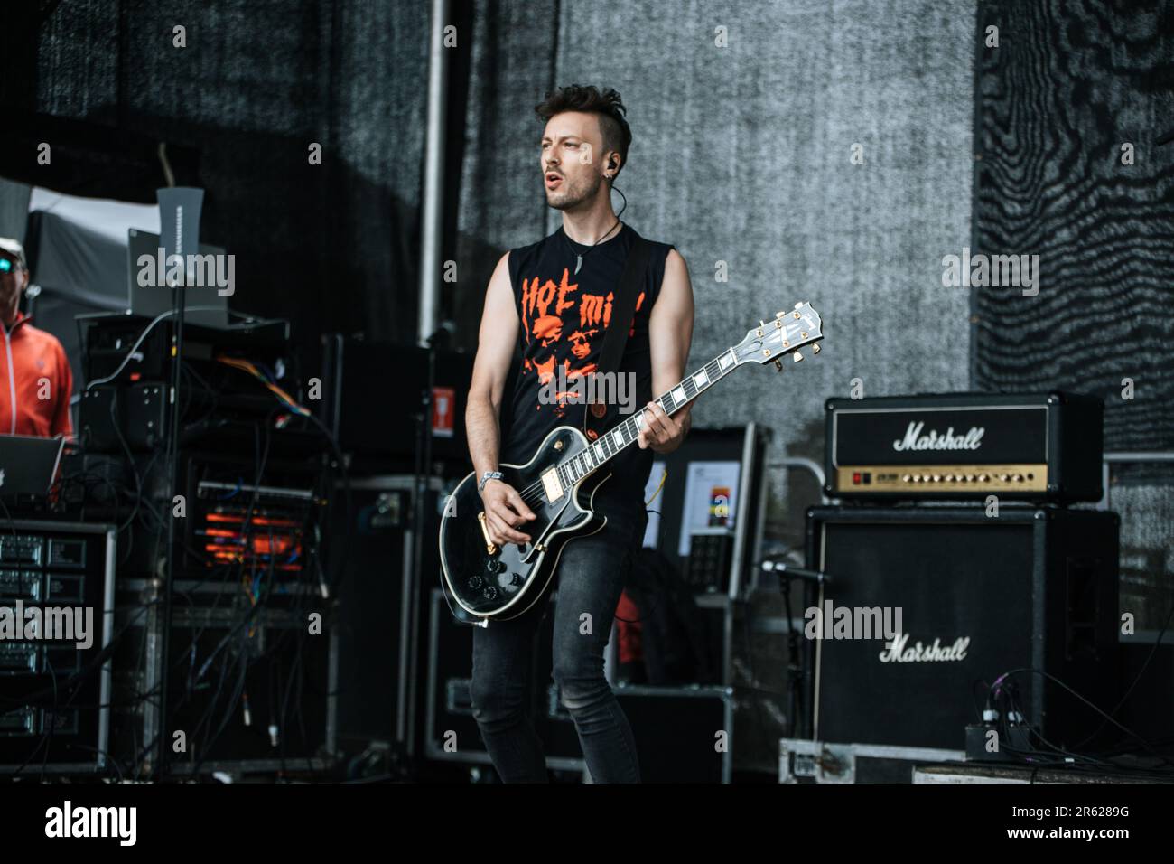 LØLØ AKA LOLO performs live at slam dunk festival north Leeds uk, 28th ...