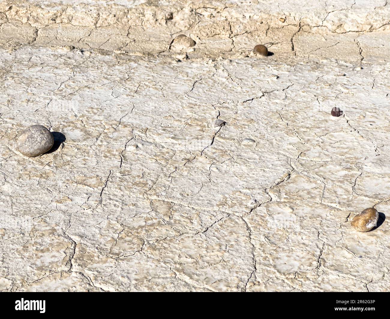 Crack clay hi-res stock photography and images - Alamy