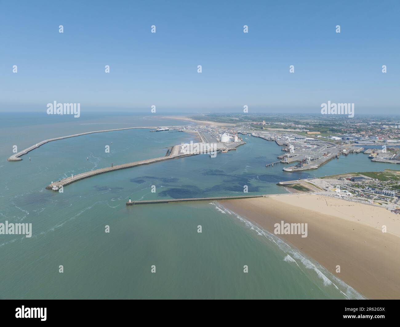 Port of Calais, major shipping and ferry terminal in France Stock Photo ...