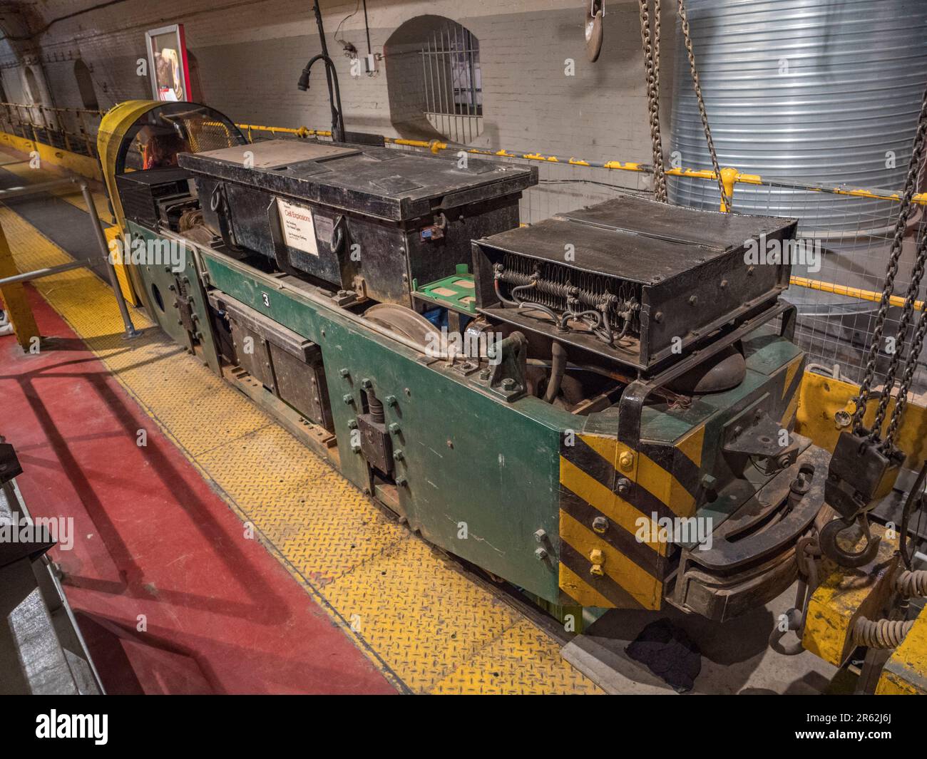 Battery loco hi-res stock photography and images - Alamy
