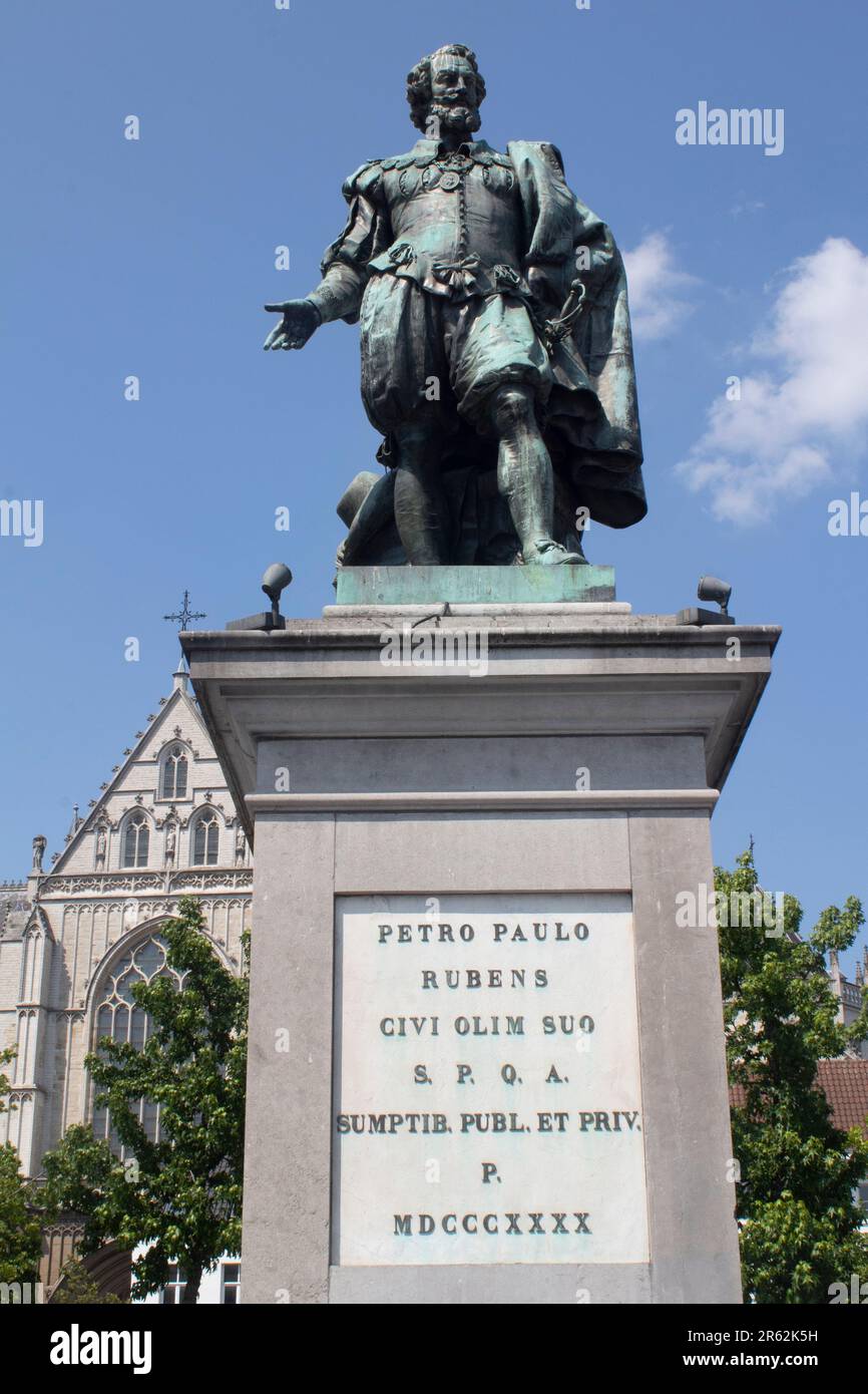 Statue of the artist in the Groenplaats Rubens Antwerp Stock Photo - Alamy