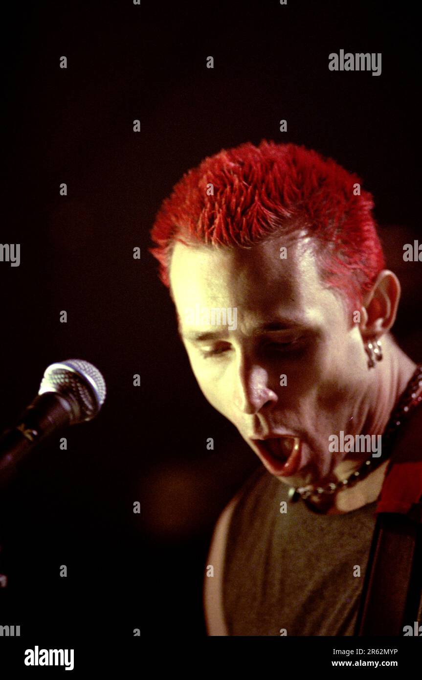 Milan Italy 1997-09-17 :Mike Dirnt bassist of Green Day during the ...