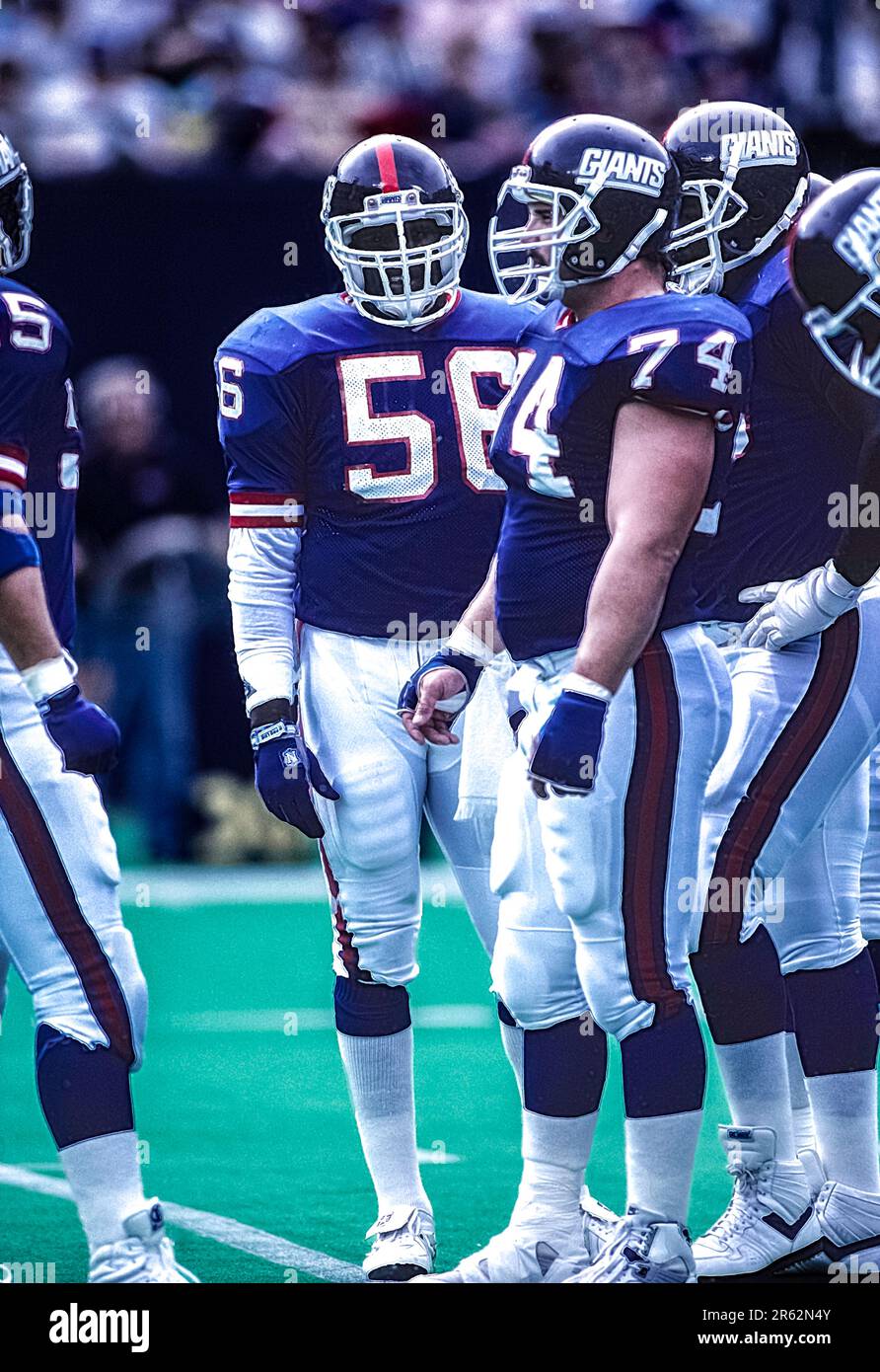 Lawrence taylor football hi-res stock photography and images - Alamy