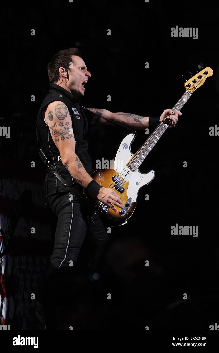 Green day photographs 1997 hi-res stock photography and images - Alamy