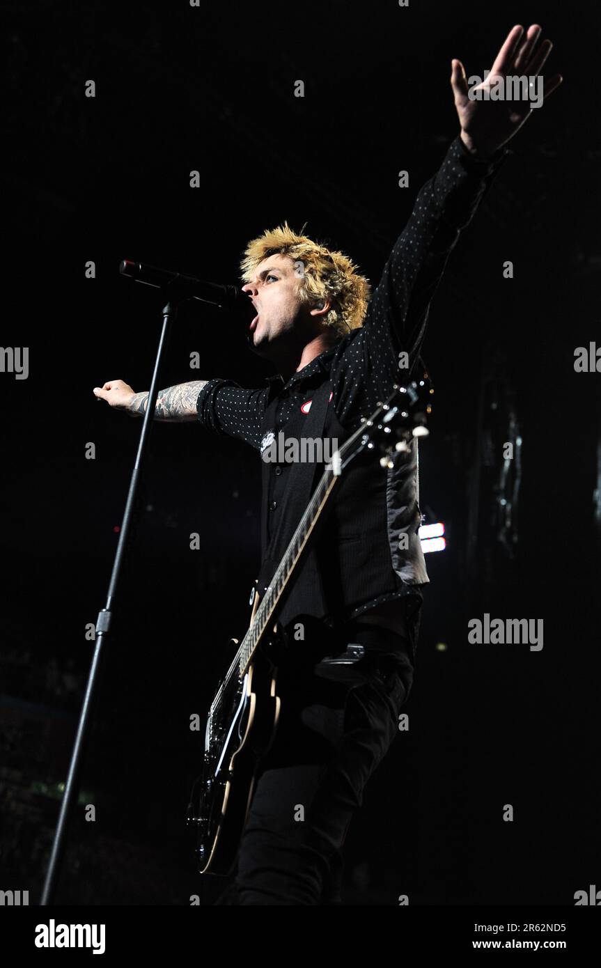 Green day photographs 1997 hi-res stock photography and images - Alamy