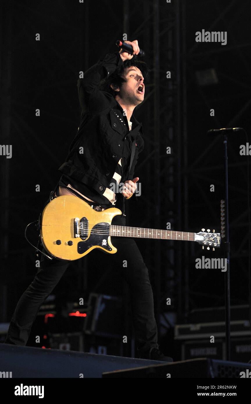 Green day photographs 1997 hi-res stock photography and images - Alamy