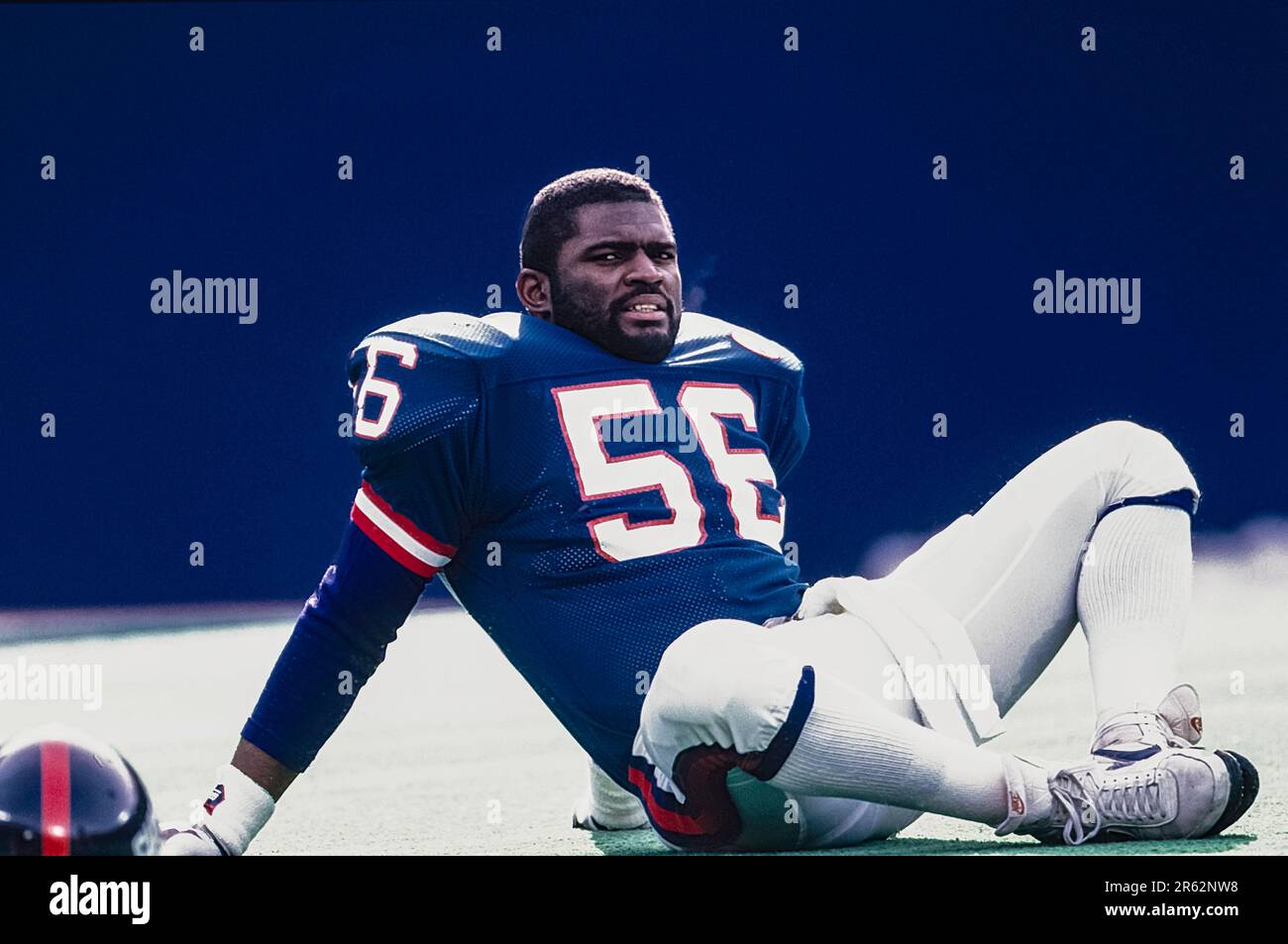 Lawrence taylor football hi-res stock photography and images - Alamy