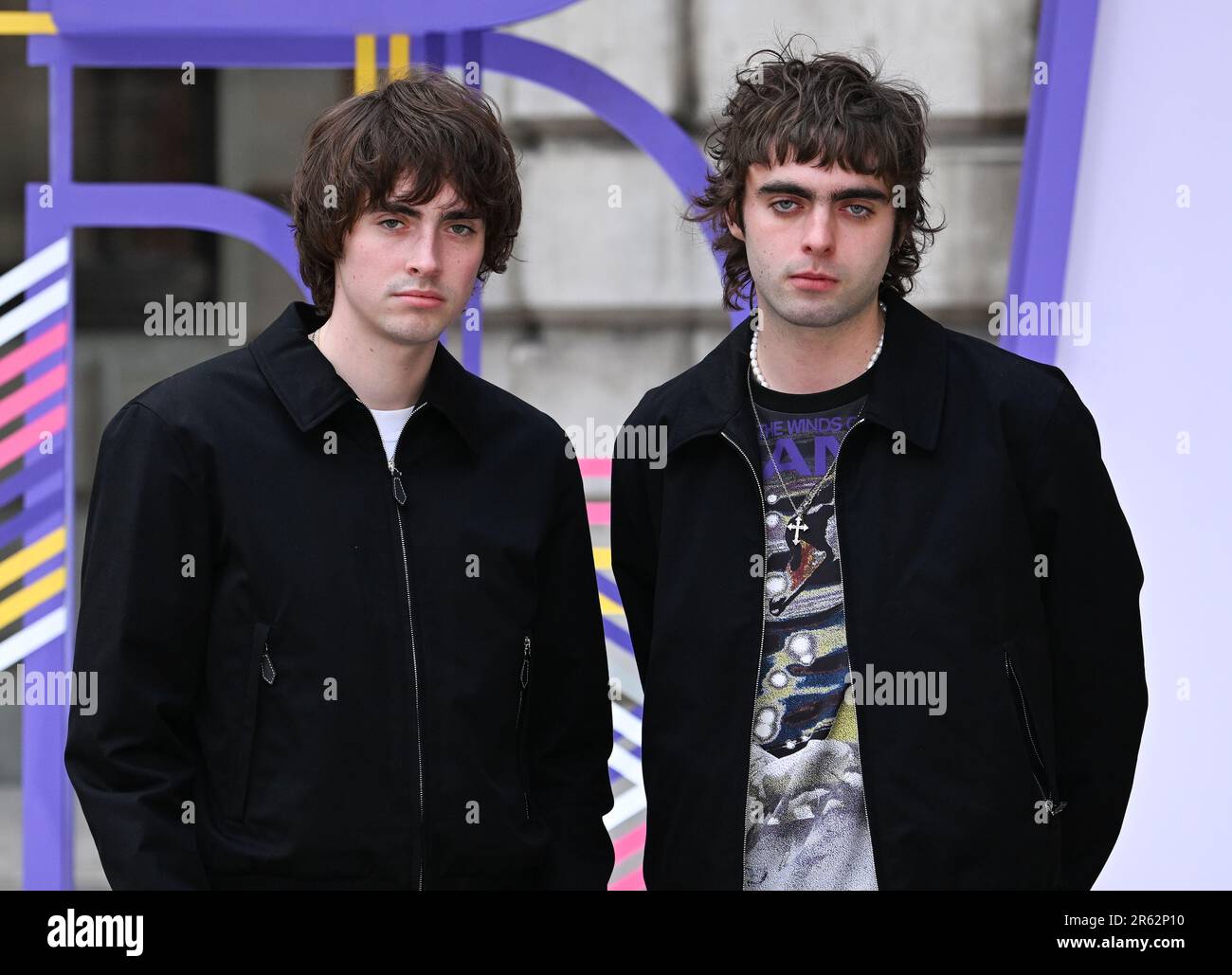Gene gallagher and lennon gallagher hi-res stock photography and images ...