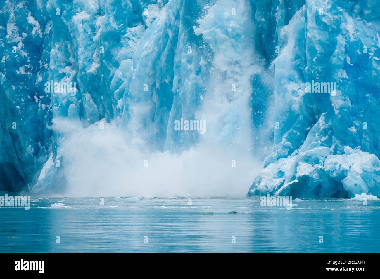 Glacier calving waterfall hi-res stock photography and images - Alamy