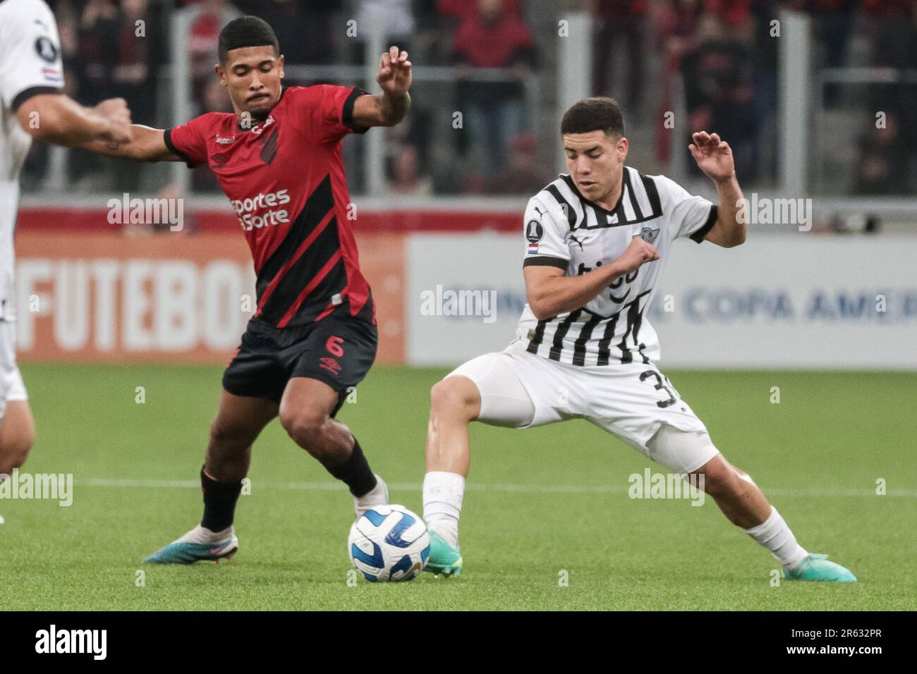 Enso gonzalez hi-res stock photography and images - Alamy