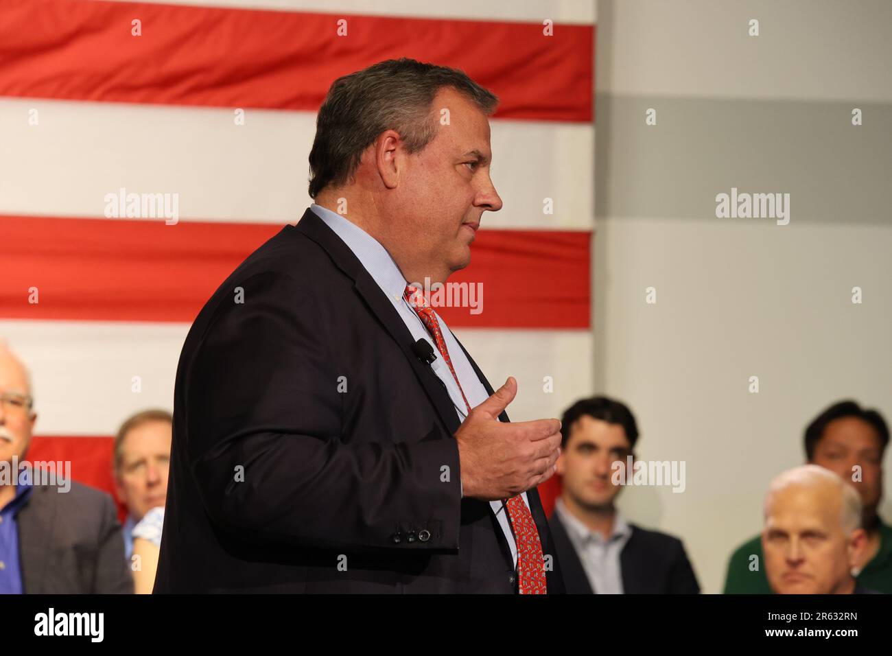 Manchester, NH, USA. 6th June, 2023. Former New Jersey Governor, Chris ... Manchester, NH, USA. 6th June, 2023. Former New Jersey Governor, Chris ...