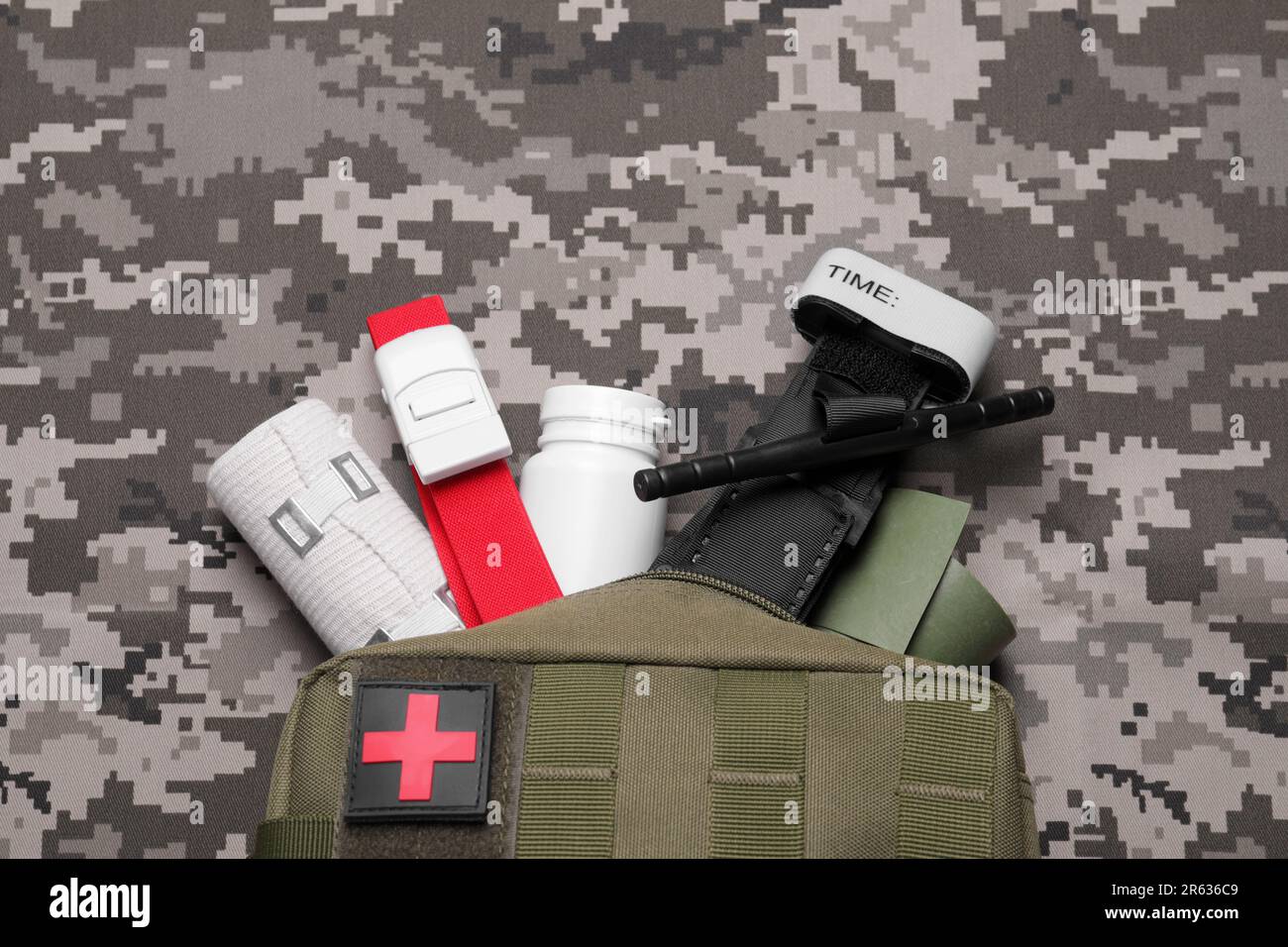 Hospital bands hi-res stock photography and images - Alamy