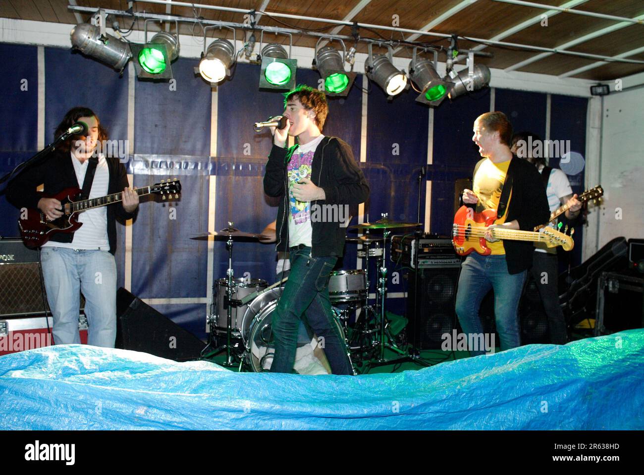 Mtv show party hi-res stock photography and images - Alamy