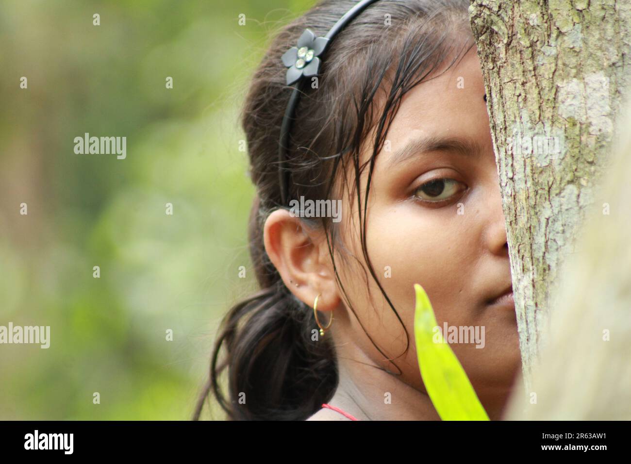 Indian Teenage Village girl face in Outdoor Stock Photo - Alamy
