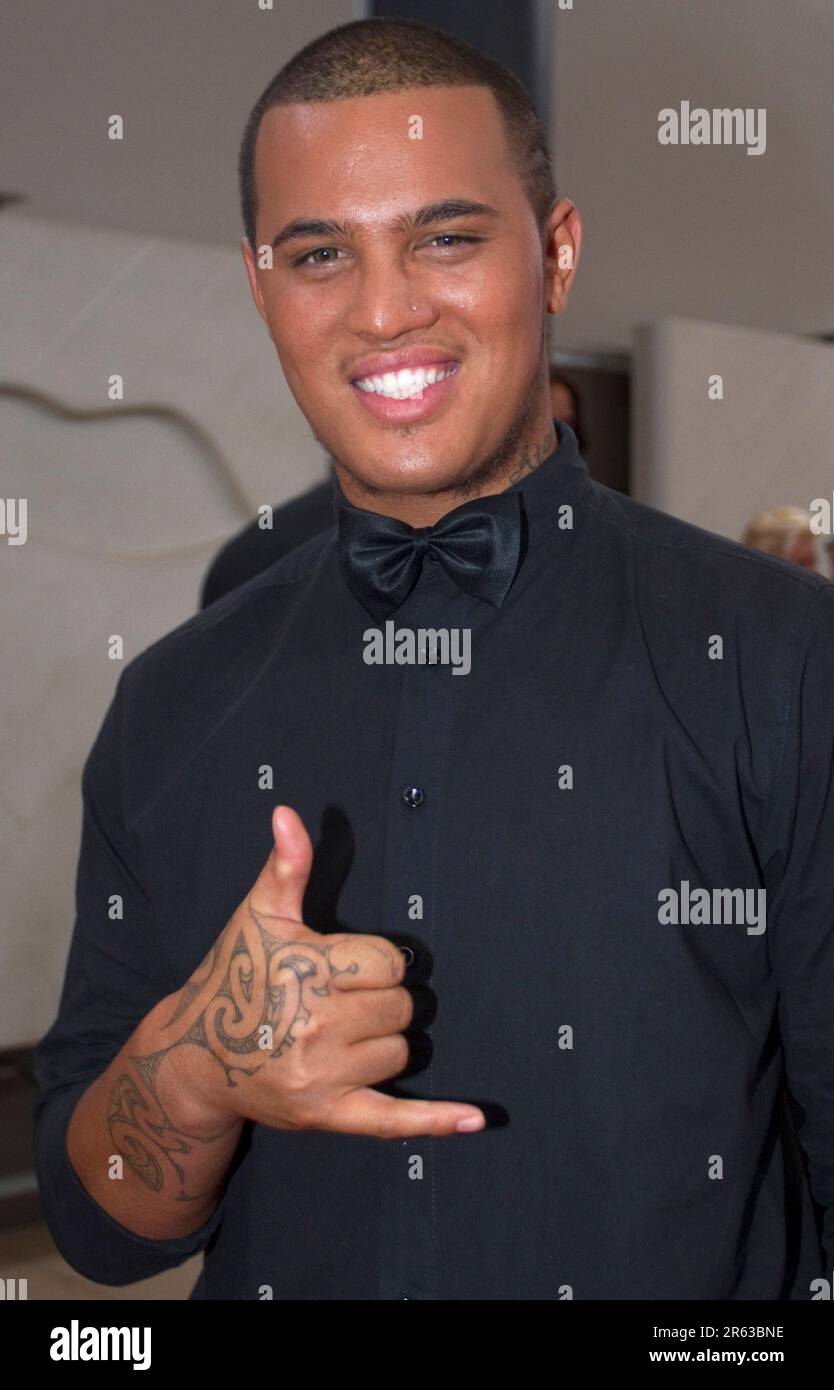 New zealand maori male hi-res stock photography and images - Alamy