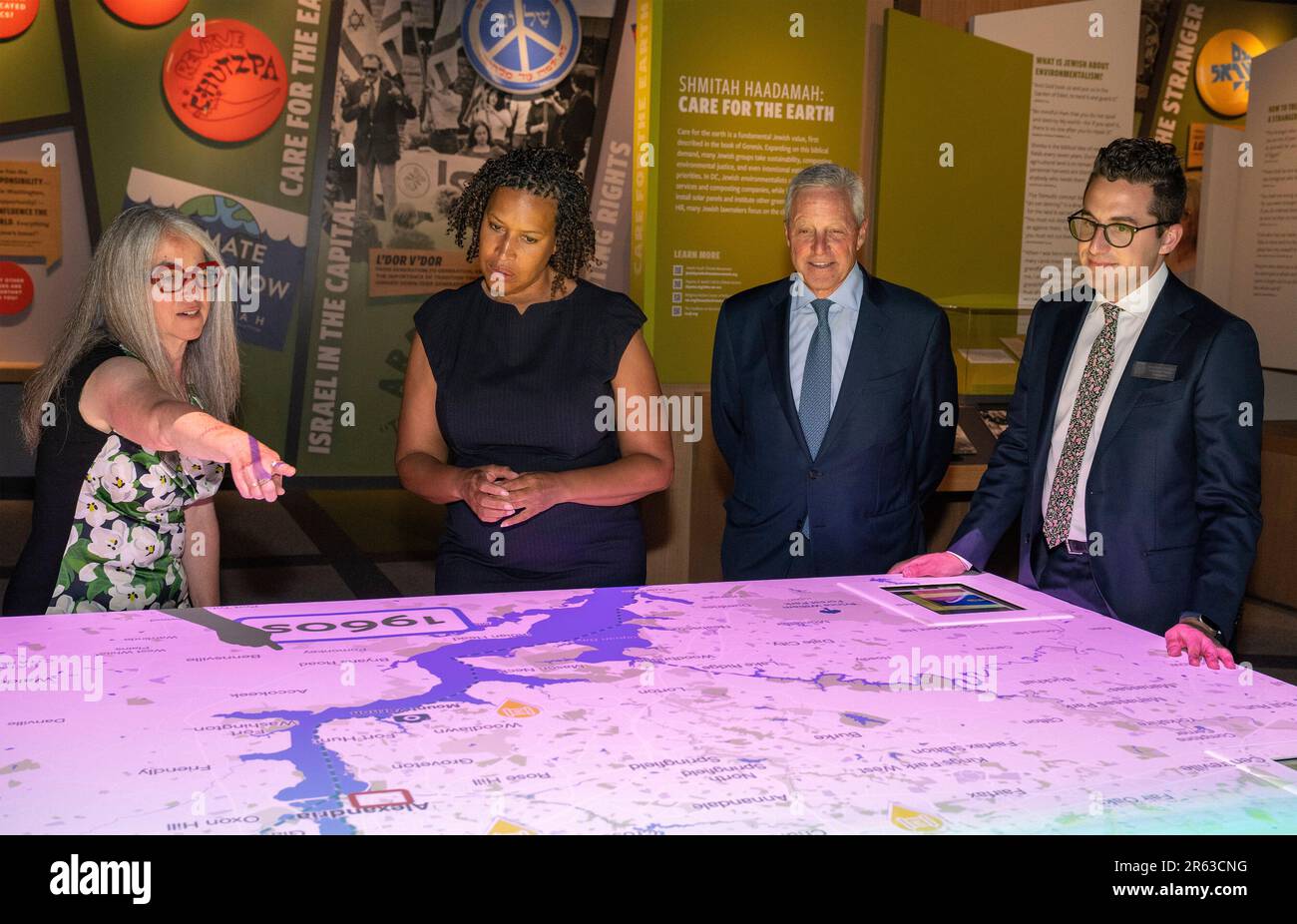 Albert small hi-res stock photography and images - Alamy