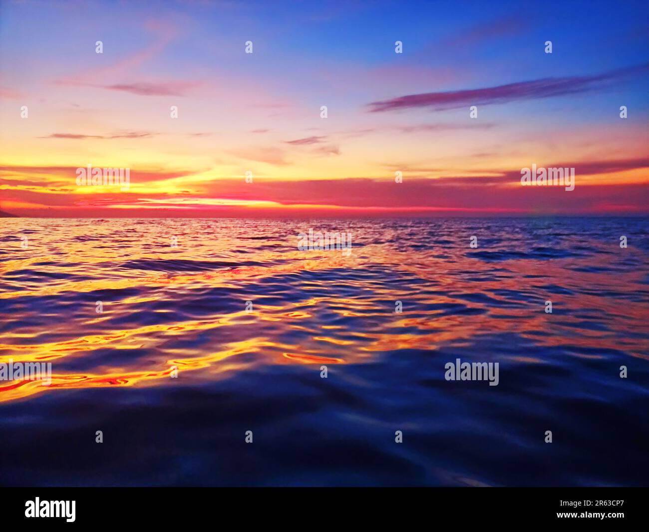 Sea sunset soft blurred background, ocean sunrise, tropical island ...