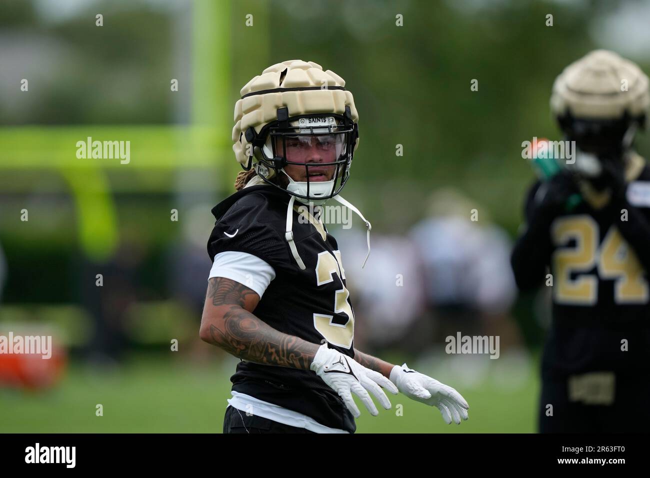 New Orleans Saints safety Tyrann Mathieu (32) works out during an NFL ...