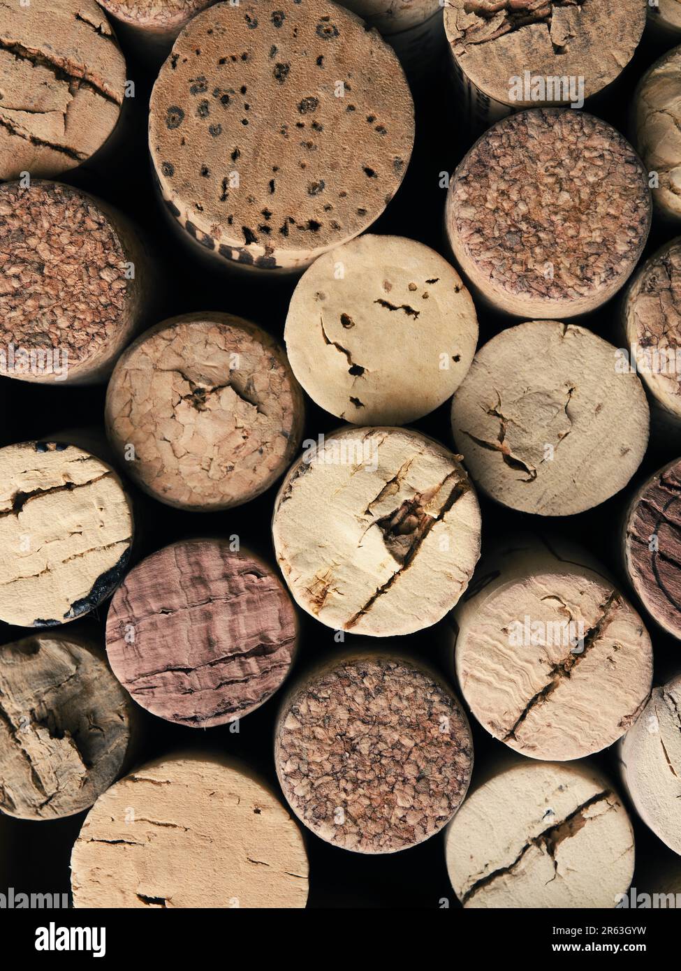 Texture of bottle cork using as background Stock Photo - Alamy