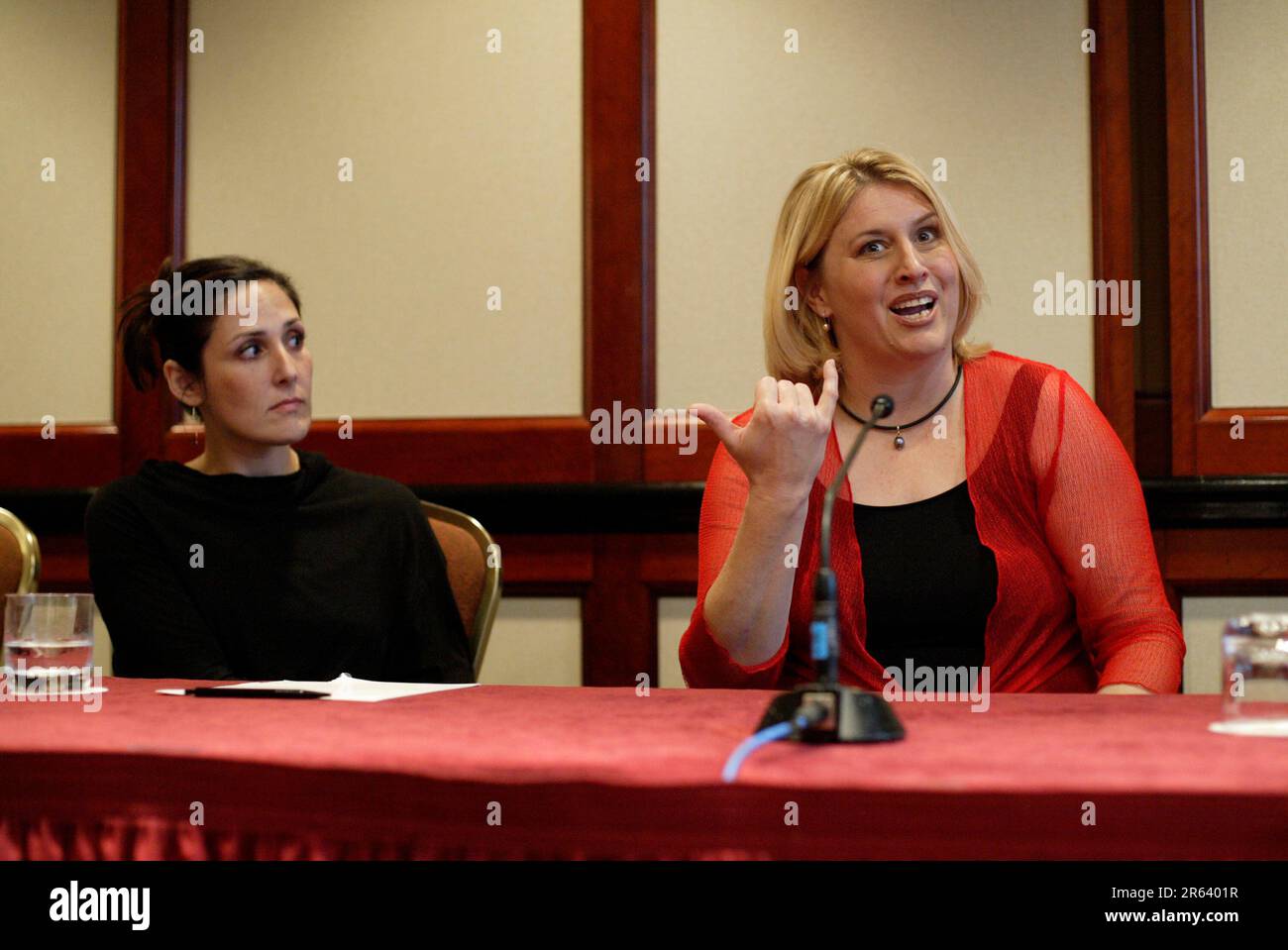 Women s business events hi-res stock photography and images - Alamy