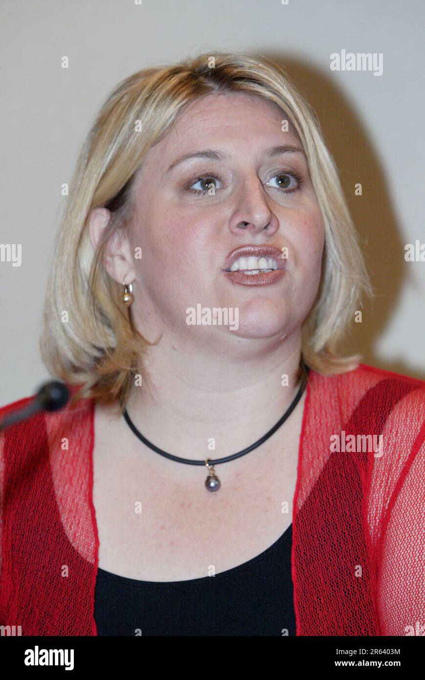 Justine Caines (founder of the 'What Women Want' Australian political ...