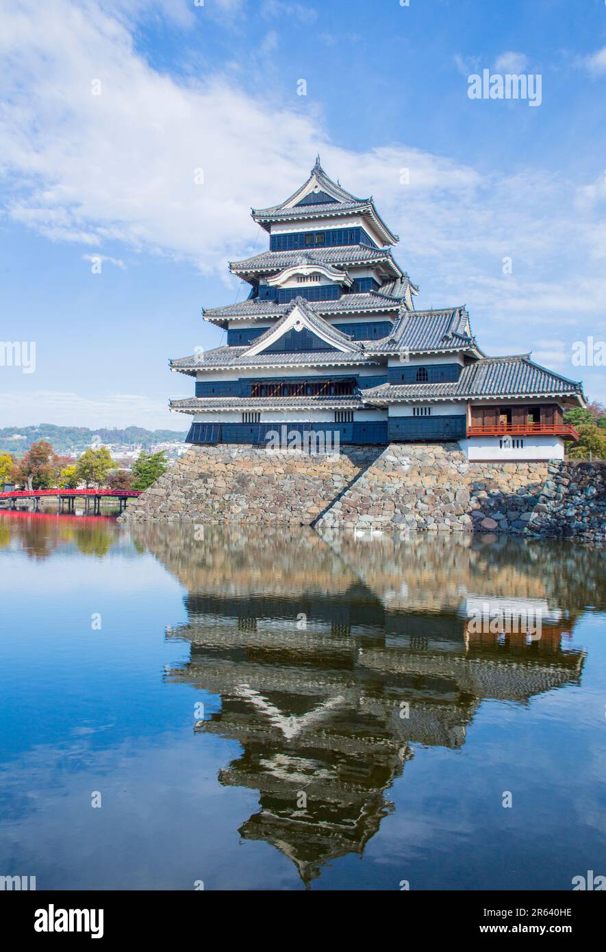 Matsumoto Castle and inner moat Stock Photo - Alamy
