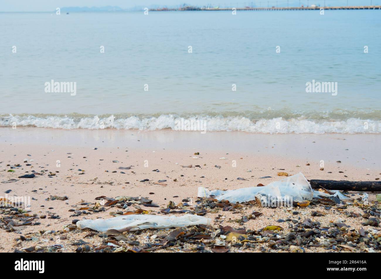 Plastic waste on the beach hi-res stock photography and images - Alamy