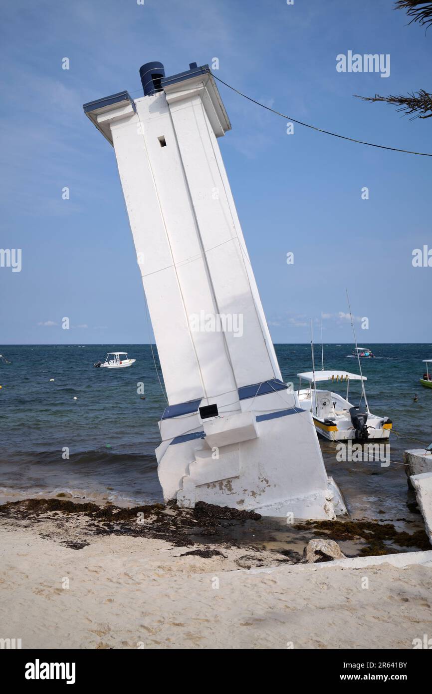 Leaning lighthouse hi-res stock photography and images - Alamy