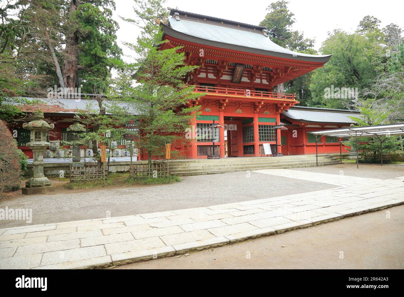 Romon at Katorijingu Shrine Stock Photo - Alamy