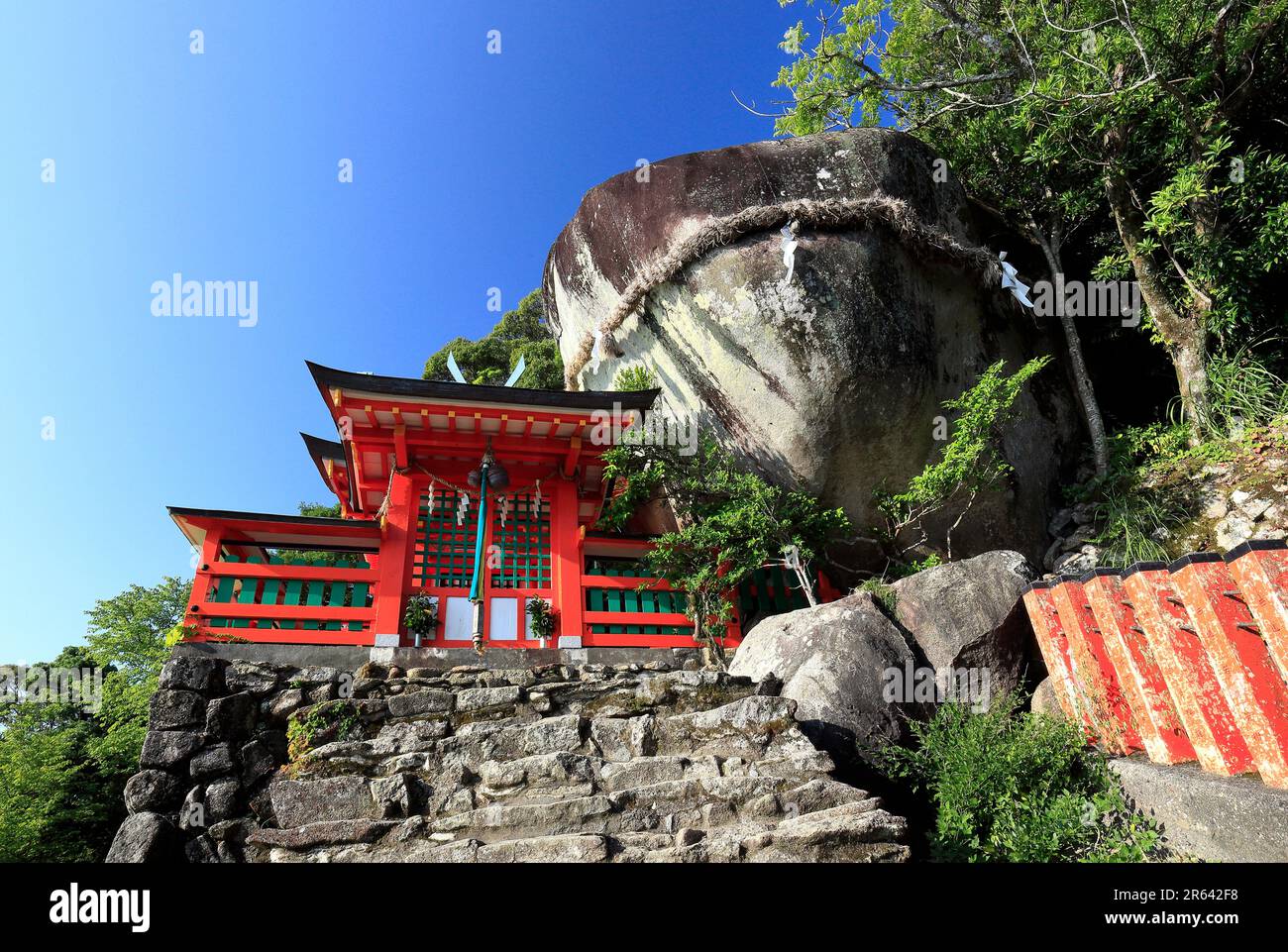 Kamikura Shrine and Gotobiki Rock Stock Photo - Alamy