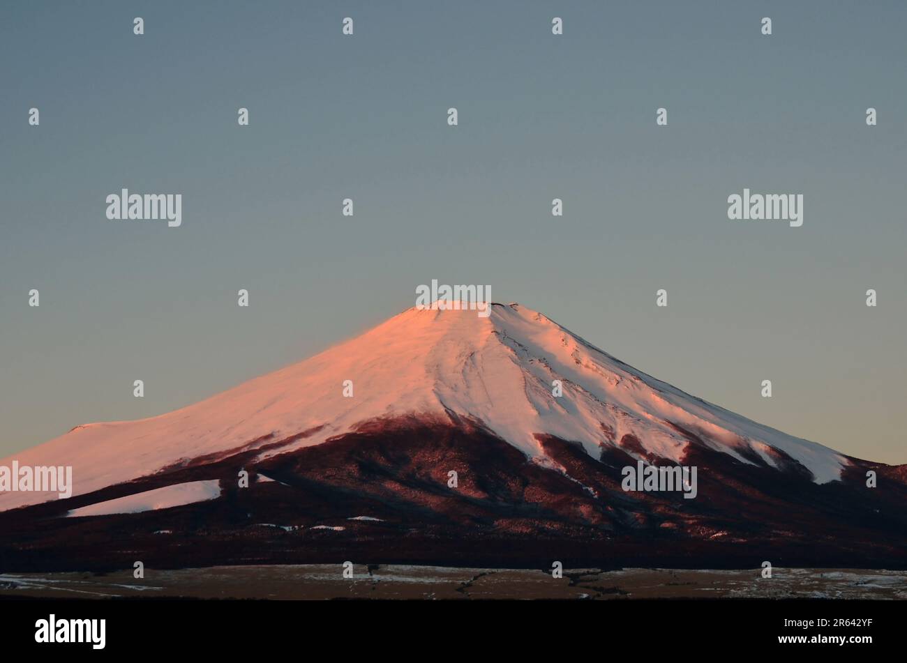 Japan fuji winter hi-res stock photography and images - Alamy