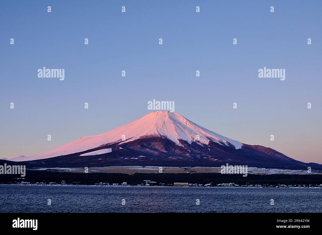 Japan fuji winter hi-res stock photography and images - Alamy