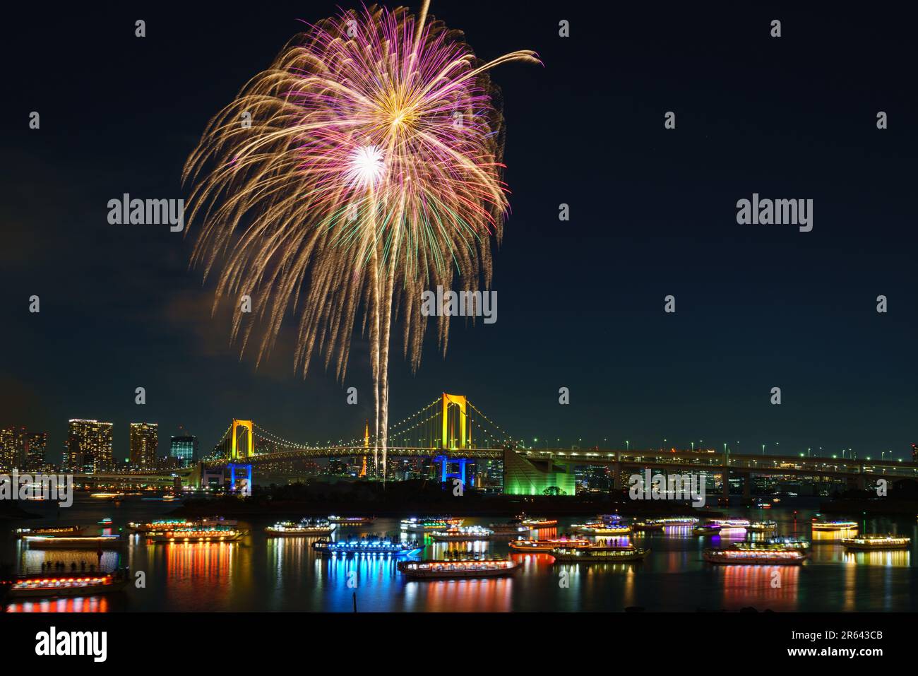 Fireworks seaside hi-res stock photography and images - Alamy