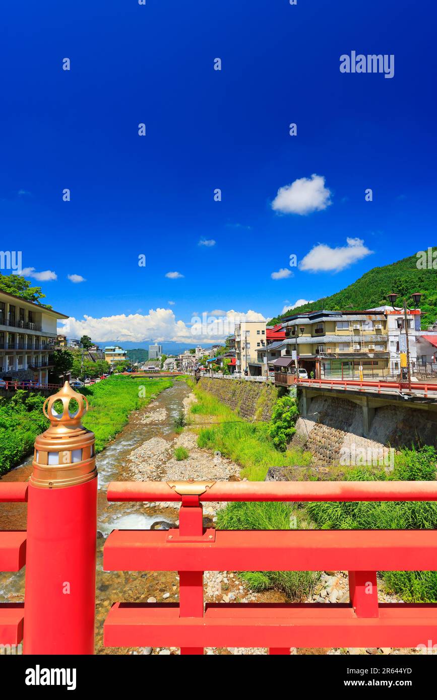 The parapet of the Wago bridge and the Yokoyugawa river in Shibu Onsen ...