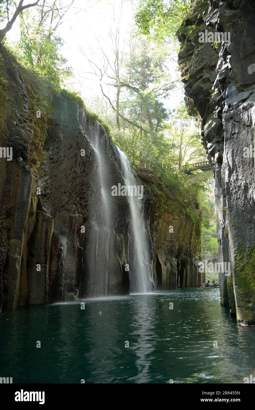Takachiho falls hi-res stock photography and images - Alamy