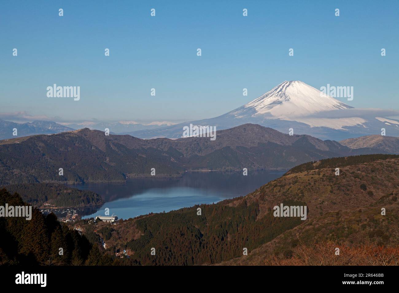 Lake Ashi and Mount Fuji Stock Photo - Alamy