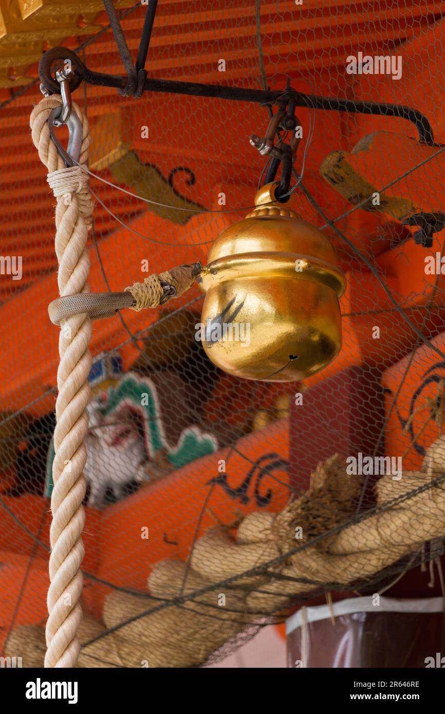 Shinto shrine bell hi-res stock photography and images - Alamy