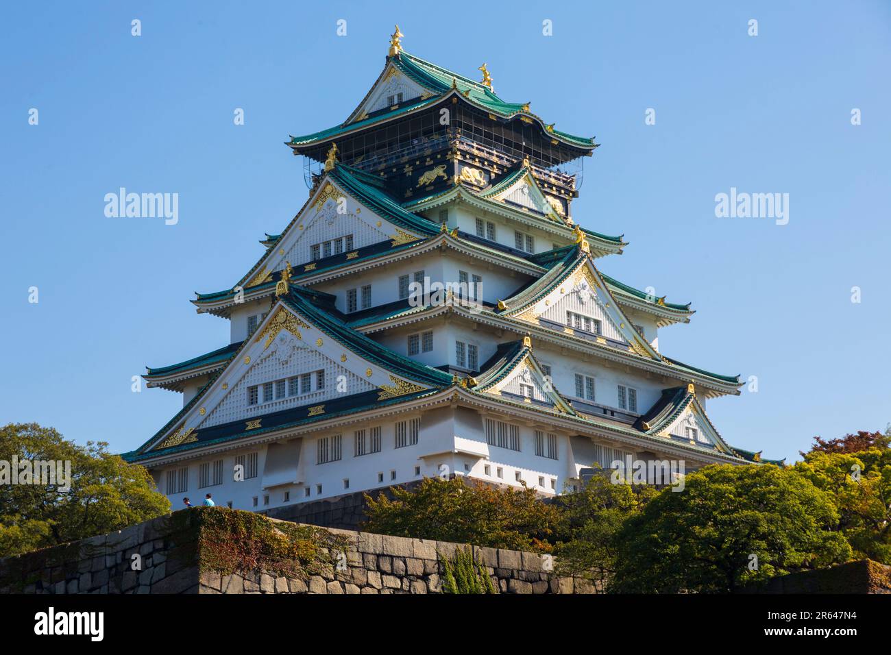 Castle tower of Osaka Castle Stock Photo - Alamy