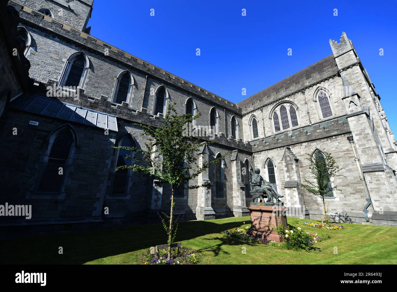 Bronze statue of Sir Benjamin Lee Guinness by John Henry Foley, erected ...