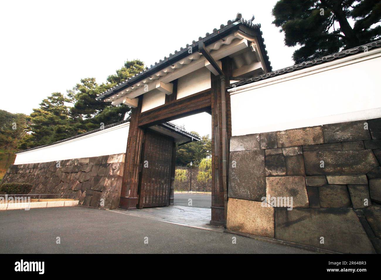 Sakuradamon Gate, Imperial Palace Stock Photo - Alamy
